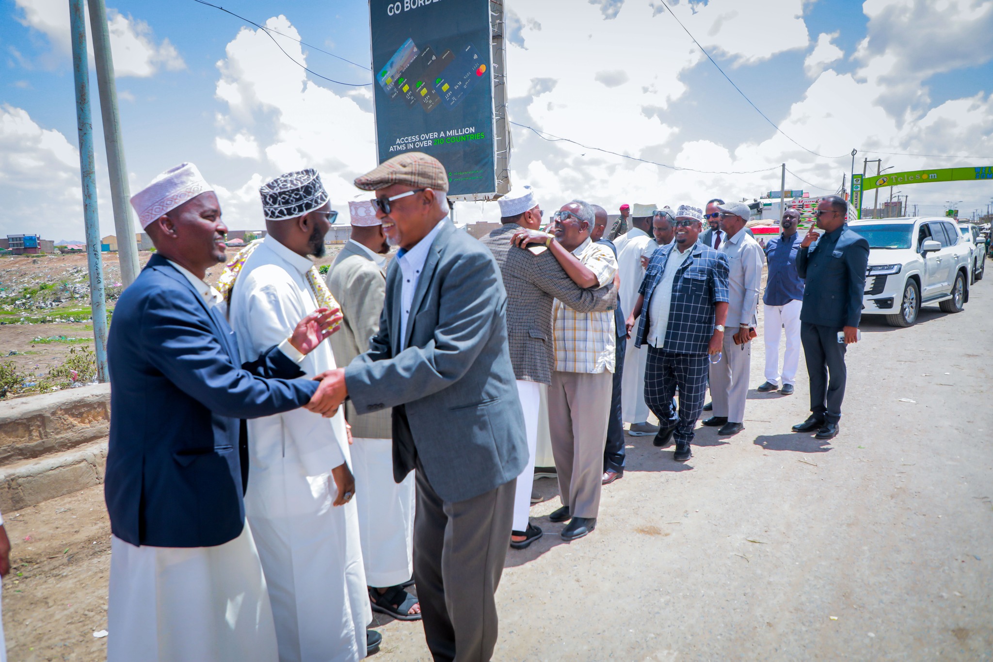 Guddiga nabadda Somaliland Oo kullan la qaatay wasiirka madaxtooyadda ...