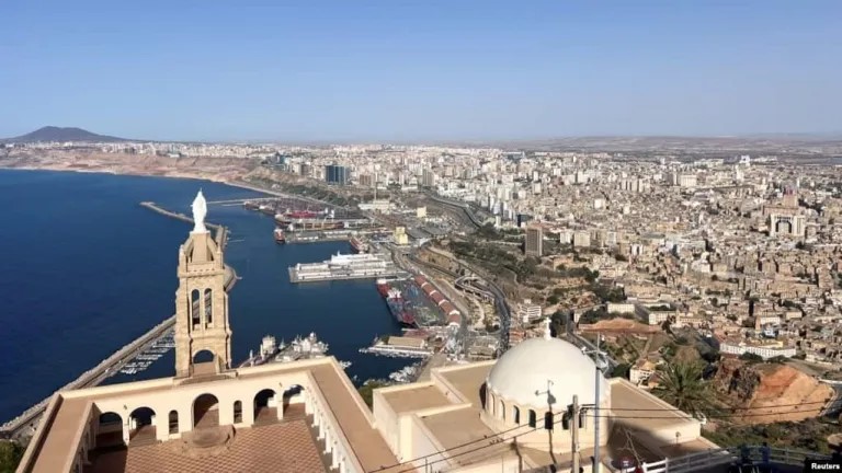 Aljeeriya oo doonaysa in ay dalxiiska kula tartanto Maroco iyo Tunisa