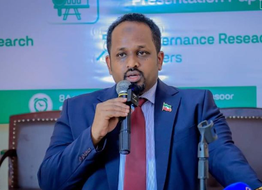 Wasiir Buuni Oo Ujawaabay Xoghayaha Guud Ee Xisbiga Waddani.