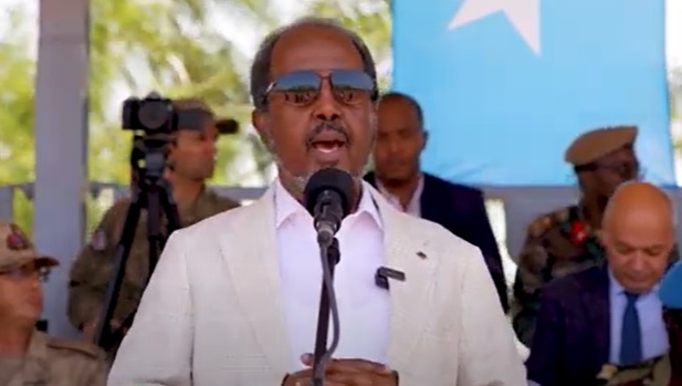 DAAWO: Maxay Tahay Khudbada Xasan Sheekh Ujeediyay Saraakiil Loo ...