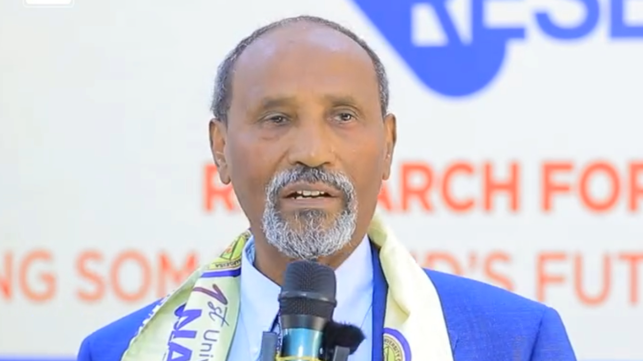 "Horumarku waa waxa aad qabsato, maaha waxa lagu siiyo" Dr. Abdirahman ...